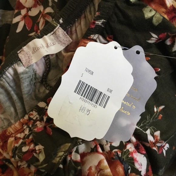 Altar'd State | Tops | Nwt 5 Altard State Floral Off Shoulder Top S ...